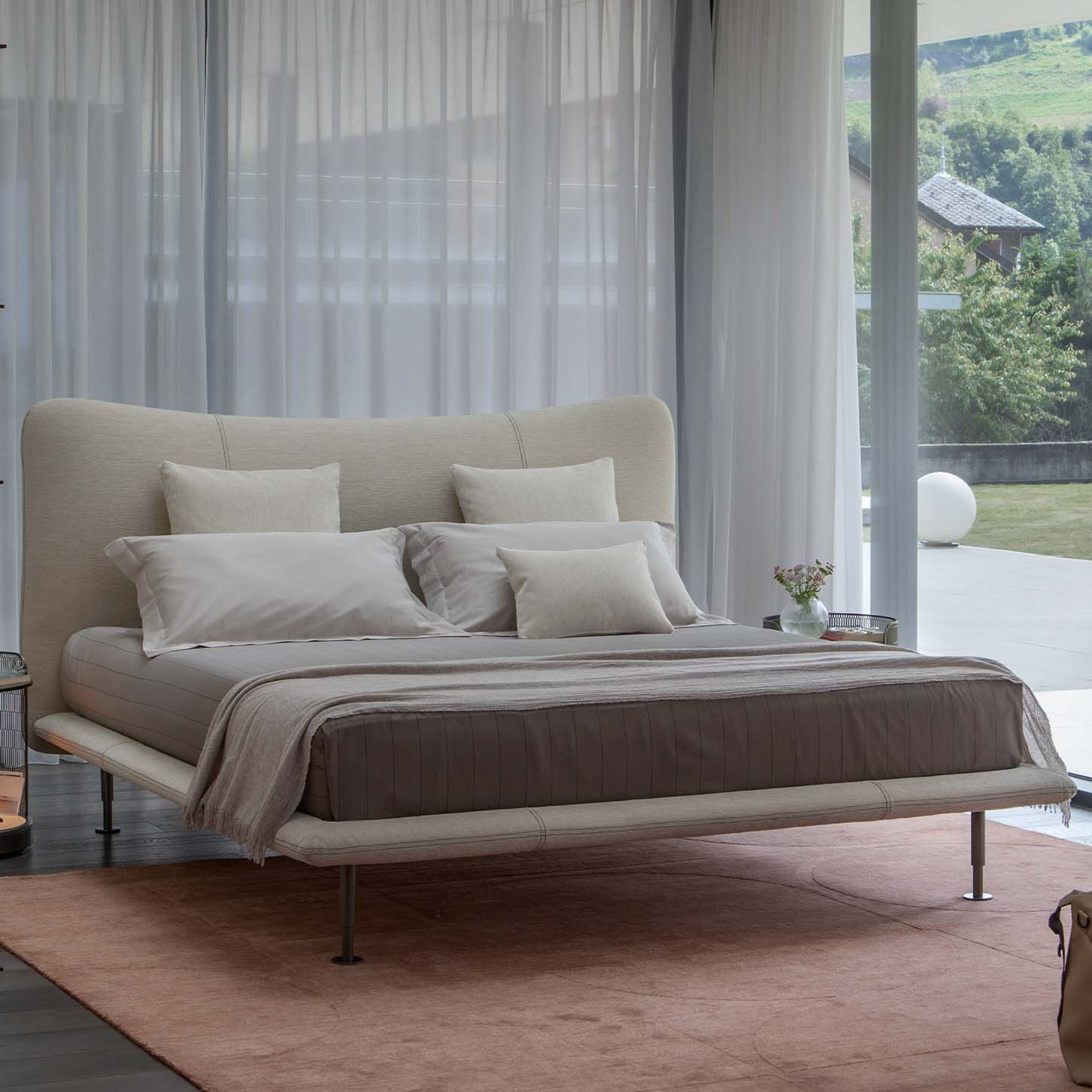 Cama contemporânea - BAIA - Flou - de casal / estofada / com cabeceira