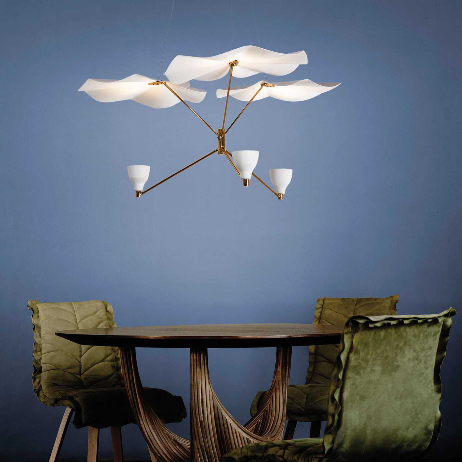 Lustre contemporâneo - FOGLIA : CALLA - Kenneth Cobonpue - em latão ...
