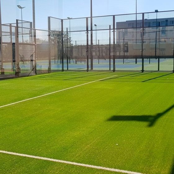 Quadra poliesportiva para coletividade - PADEL - Metalu Plast