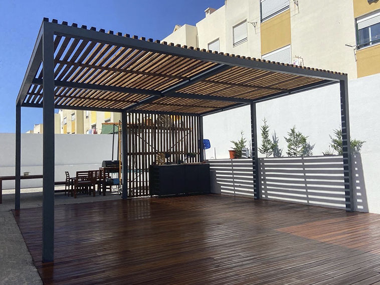 Pérgola em madeira de eucalipto - Império Decks e Pergolas - em madeira ...