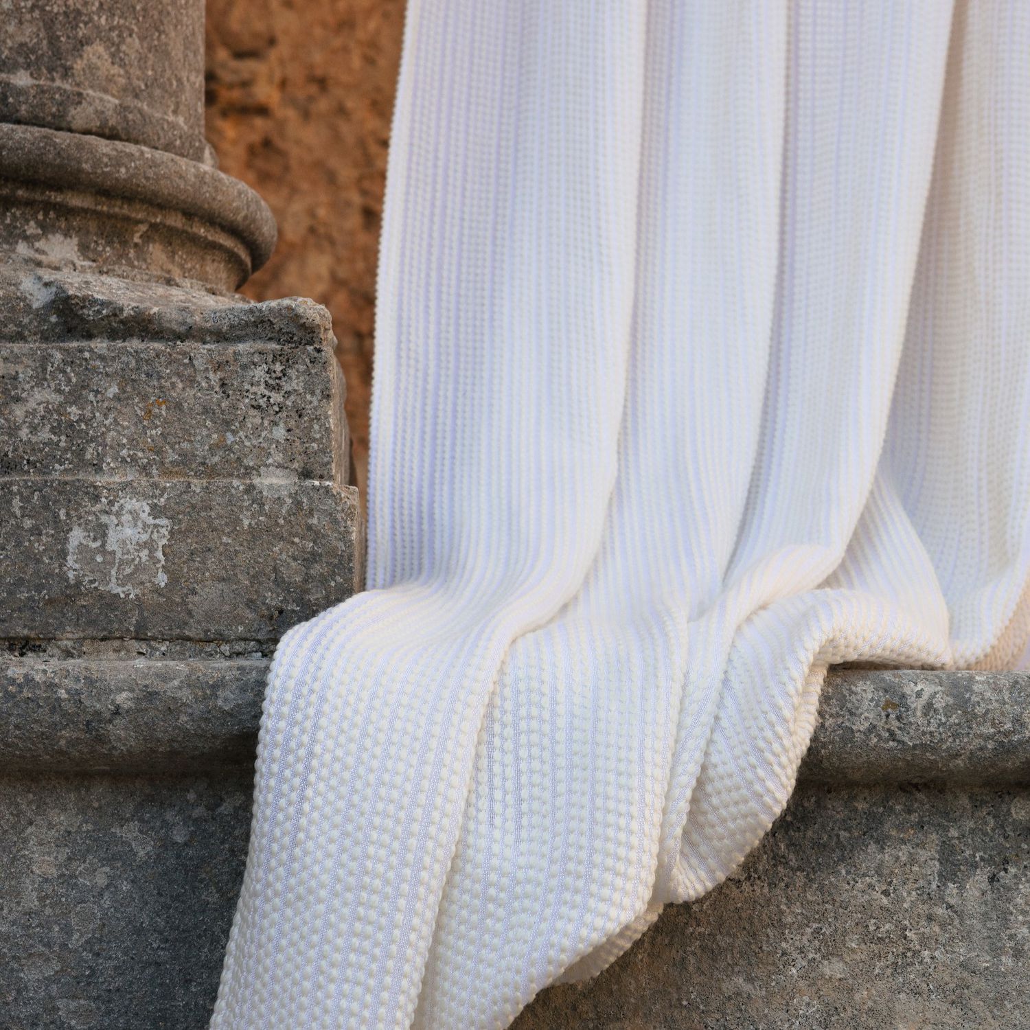 Tecido para cortinas - SWEET WOOL - Christian Fischbacher - listrado ...