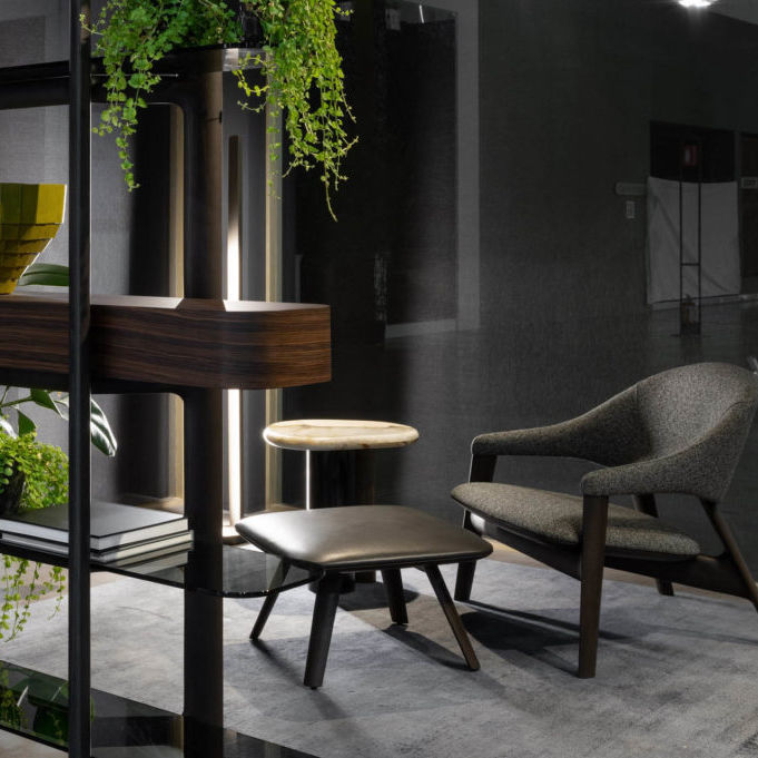 Puff contemporâneo - EGLE - ZANABONI - em couro / em madeira tingida ...