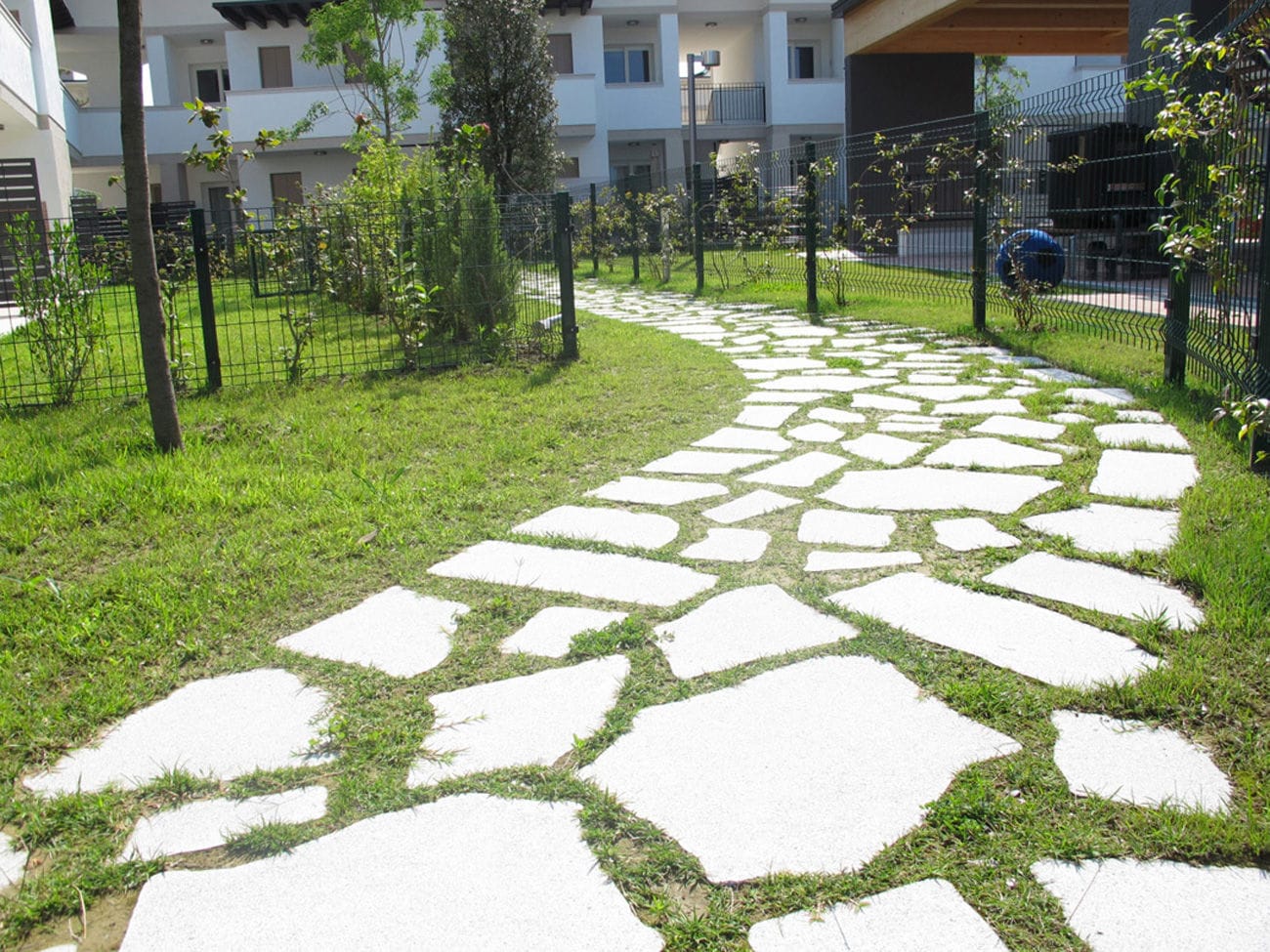Bloco de pavimentação em pedra natural - RUSTICO - FAVARO1 - drenante ...