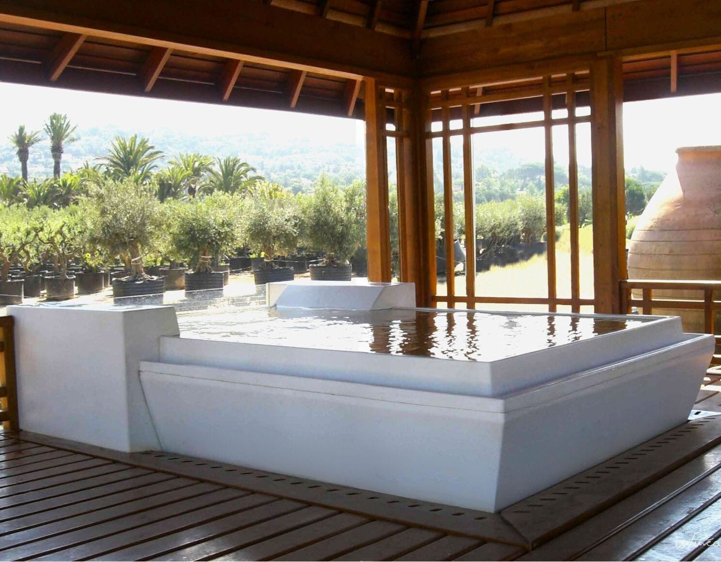 Spa acima do piso - Infinéa - Condor - de embutir / retangular / de 6 ...