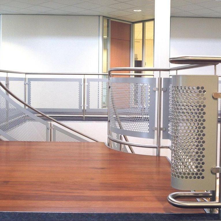 Chapa perfurada - DFP - decorada / colorida / prateada