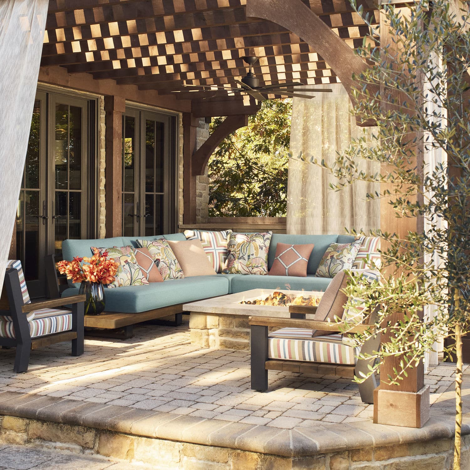 Tecido para estofados - TESSA - Thibaut - de cor lisa / em acrílico ...