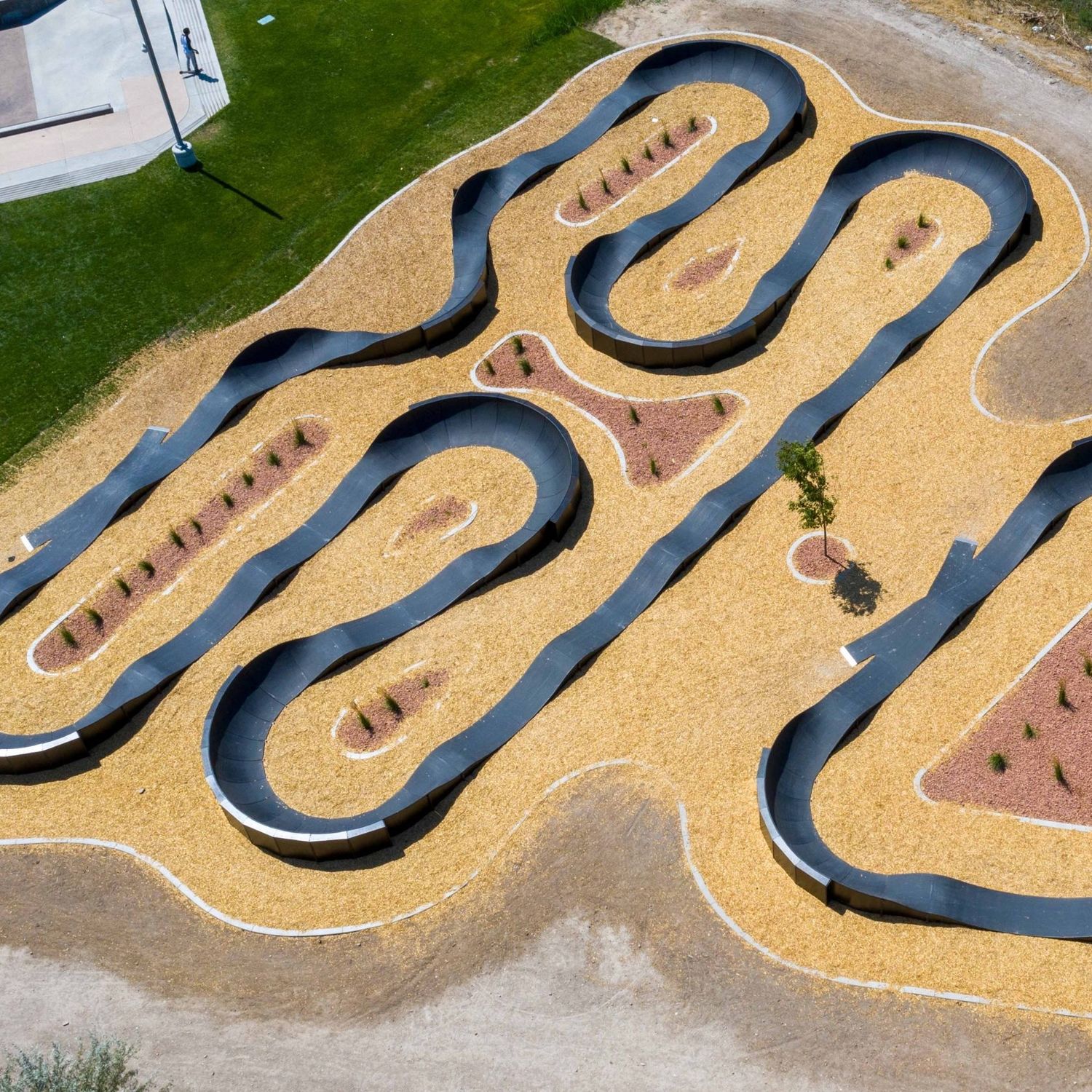 Pista de pump track modular - WEST VALLEY CITY, UT - World Skate Parks ...