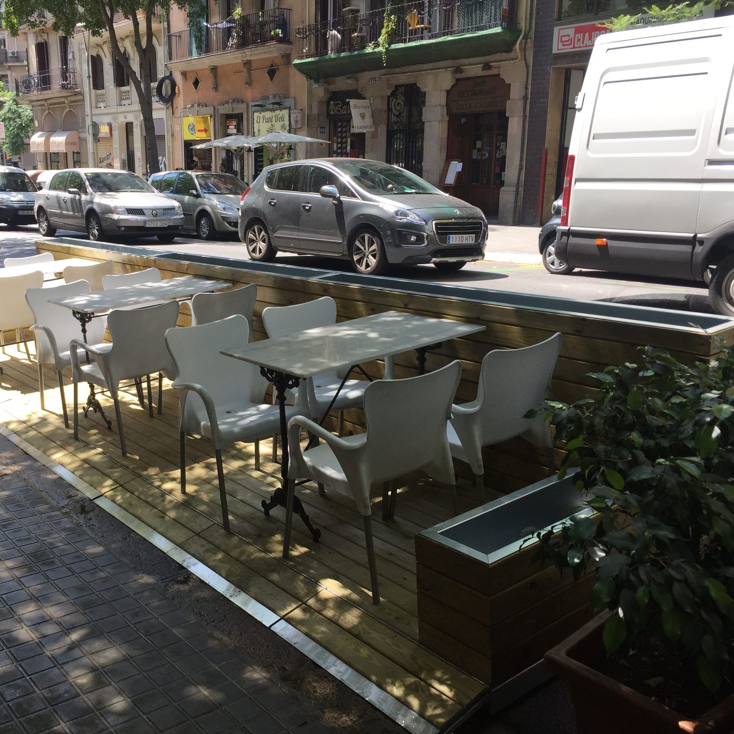Parklet modular - ANNEXIA PARKLET - URBADIS Microarquitectura