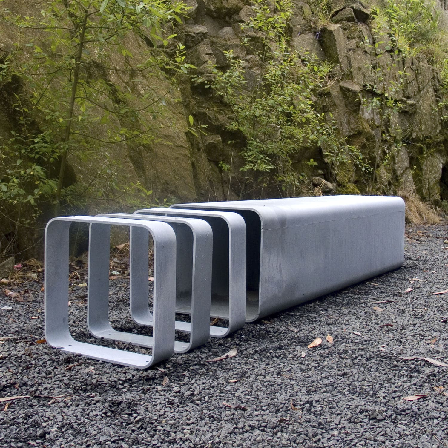 Banco para espaço público de design minimalista - RUA - LARUS DESIGN ...