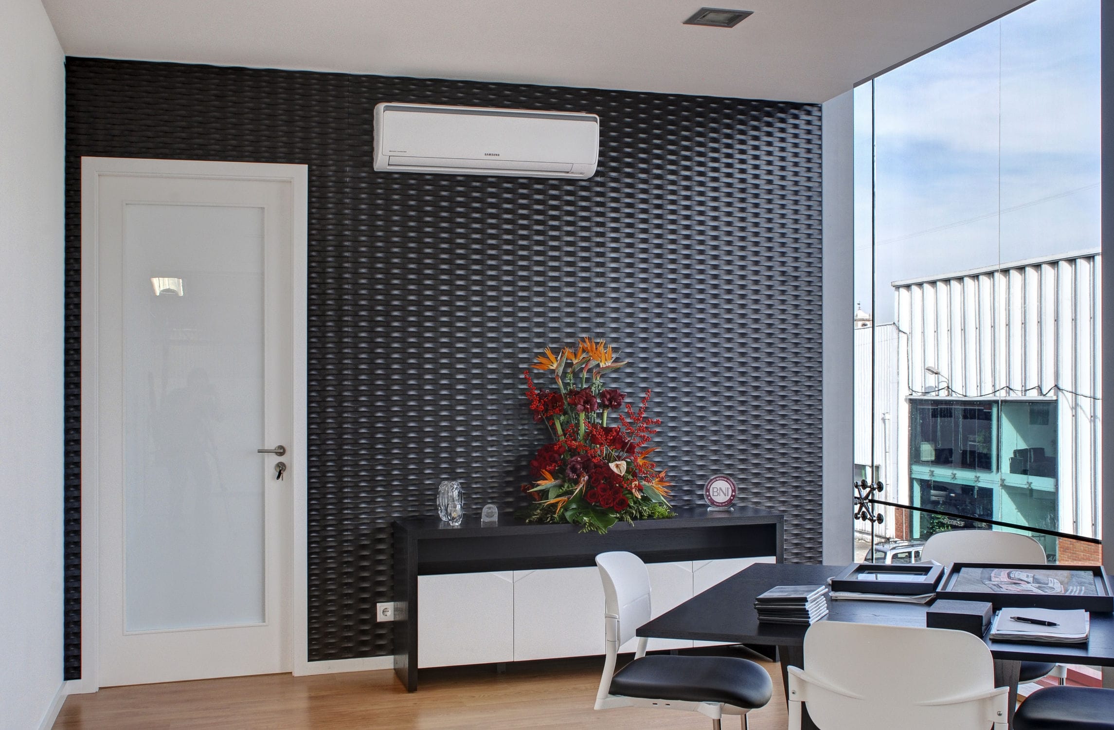 Painel decorativo de parede - Planoffice - em Valchromat® / texturizado
