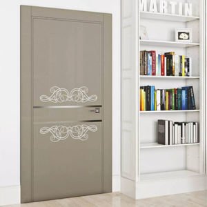 Porta interna - MARGARET - IN WOOD LLC - em madeira / de abrir / clássica