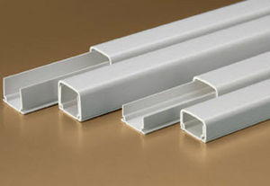 Canaleta em plástico - IL5017 - SALAG - de rodapé / profissional ...